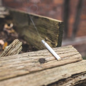 Running and Smoking: What You Should Know | RunnerClick