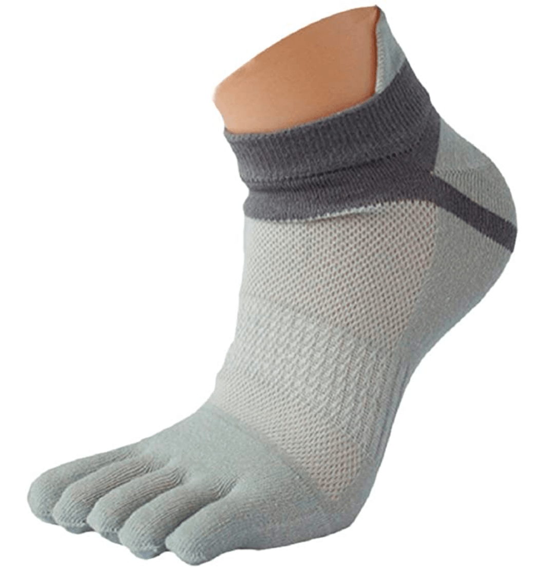 9 Best Toe Socks For Running Reviewed in 2022 | RunnerClick